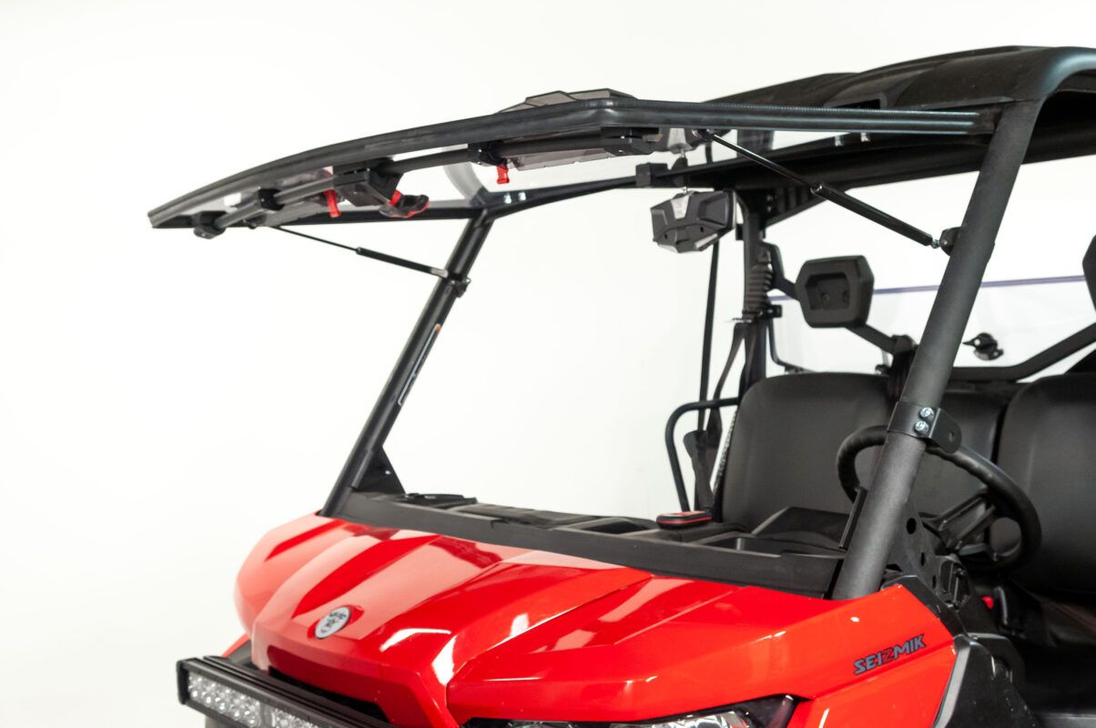 Flip-Up Vented Windshield (Scratch Resistant Polycarbonate) – Can-Am ...